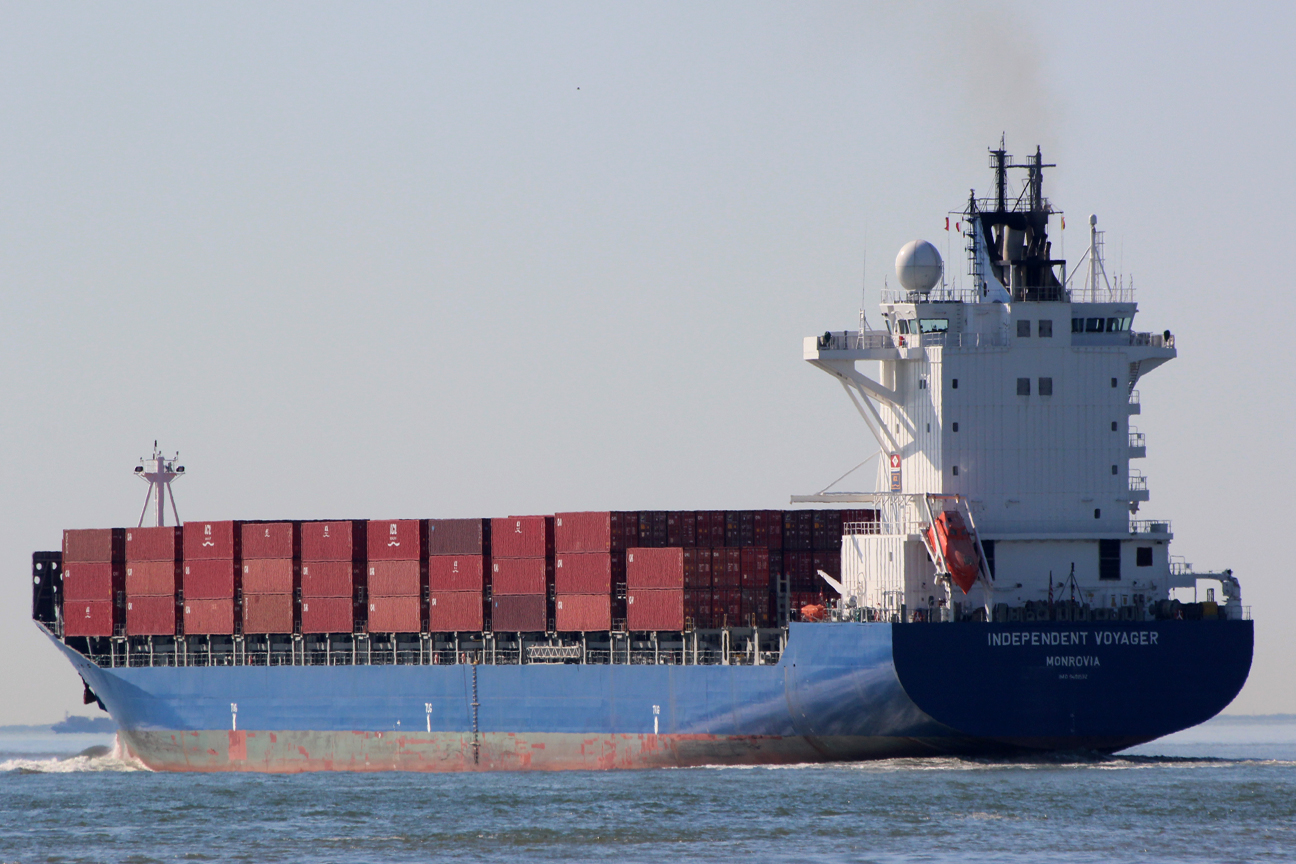 Ship Photos, Container ships, tankers, cruise ships, bulkers, tugs etc